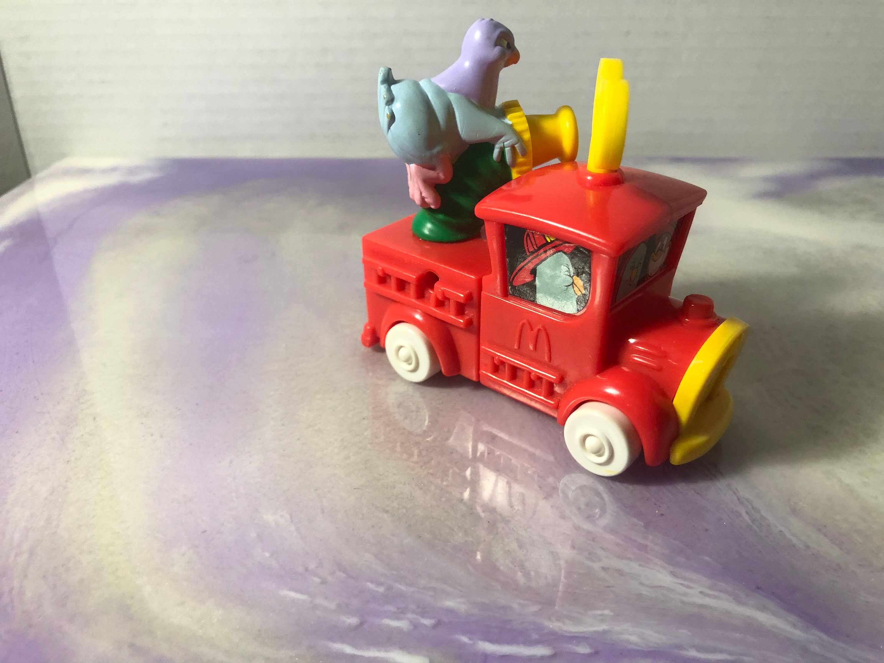 Vintage 1994 Disney Looney Tunes Goodfeathers Pigeons Mcdonald's Happy ...