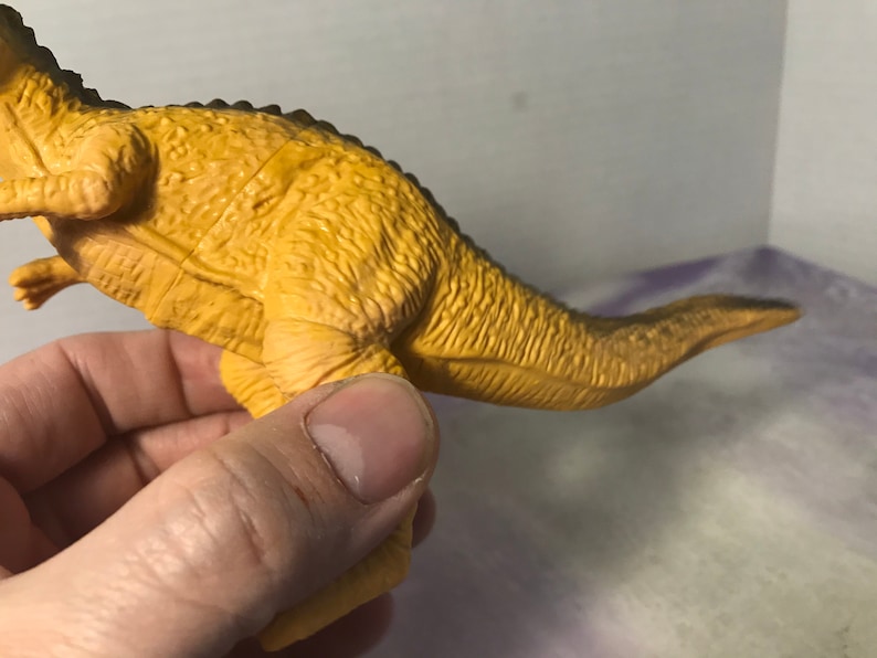 Vintage Yellow and Black CARNOTAURUS PVC Cake Topper / Figure - Etsy