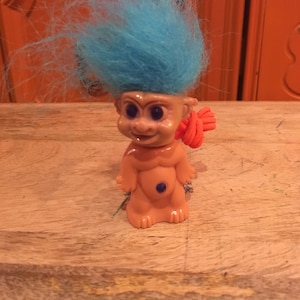 Vintage Troll Doll Blue Hair Holds Bubbles Troll Vintage - Rare 90's ...
