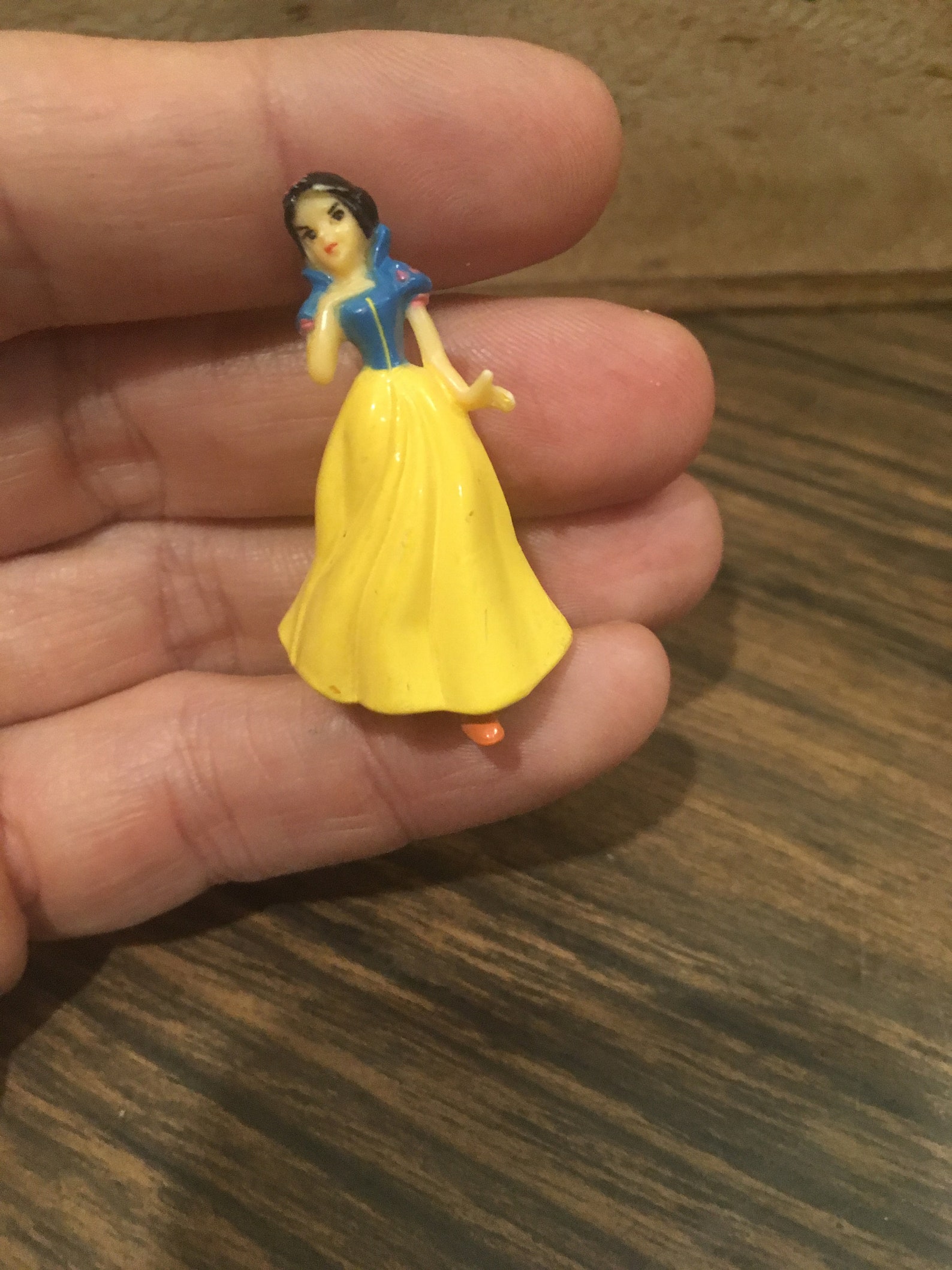 Vintage Disney SNOW WHITE Mini Snow White Figure PVC Cake - Etsy