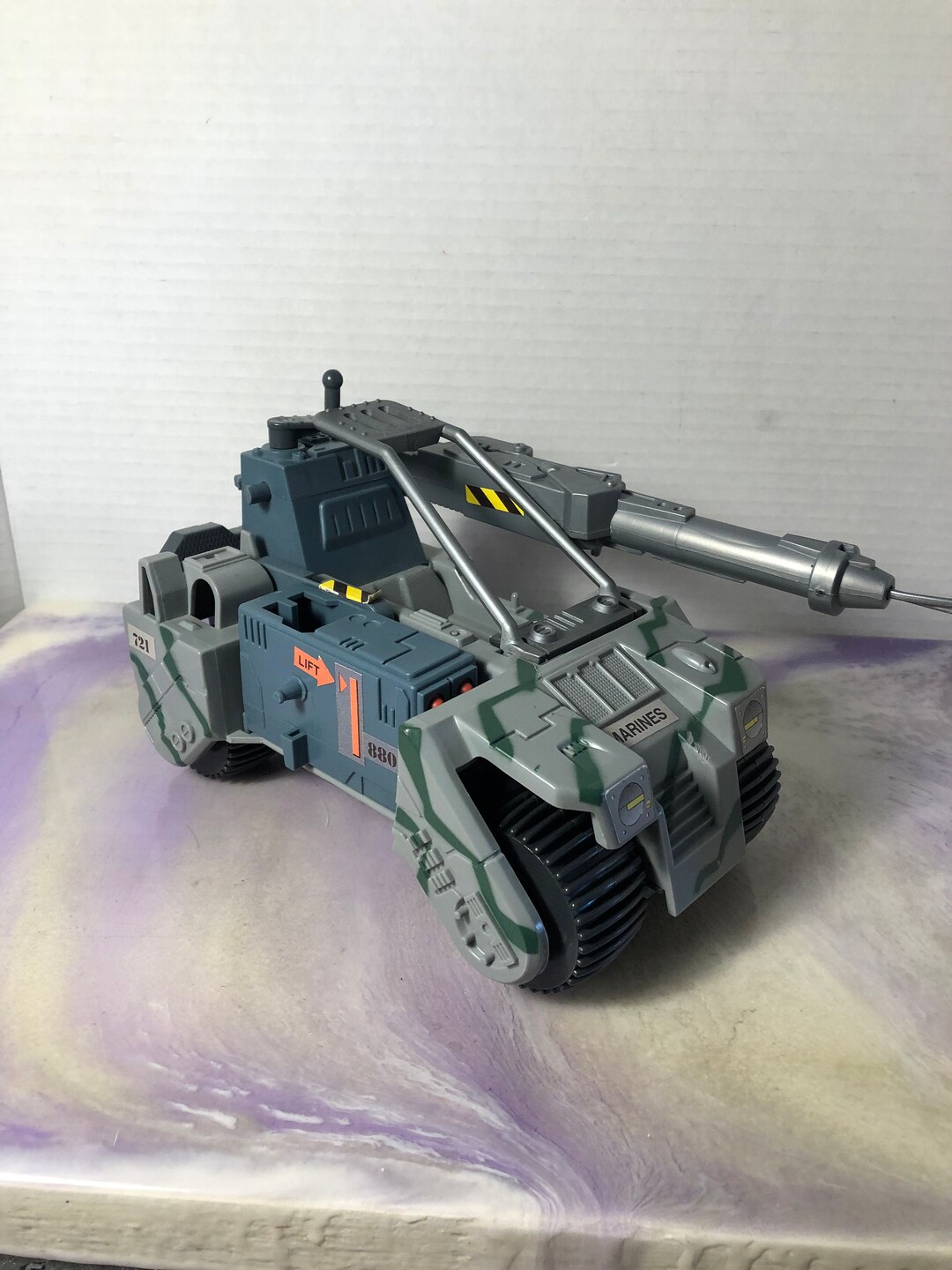 Buy Vintage 1993 Kenner 20th Century Aliens Tank Missile Launcher ...