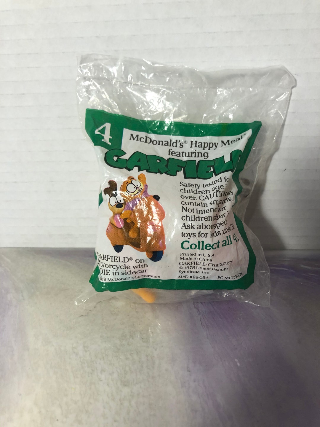 Vintage 1980's Garfield Motorcycle With Odie PVC Figure Brand New ...