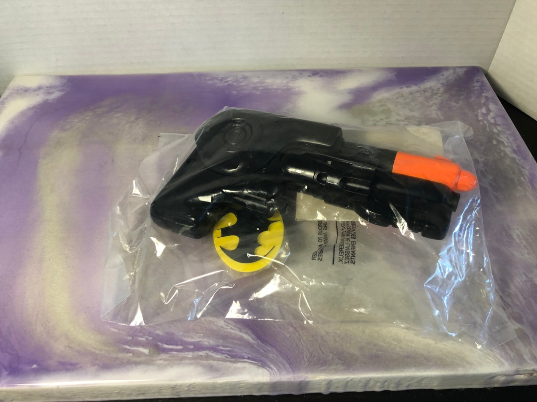 Vintage Batman 1989 DC Comics Batman the Movie Bat Gun - Etsy UK