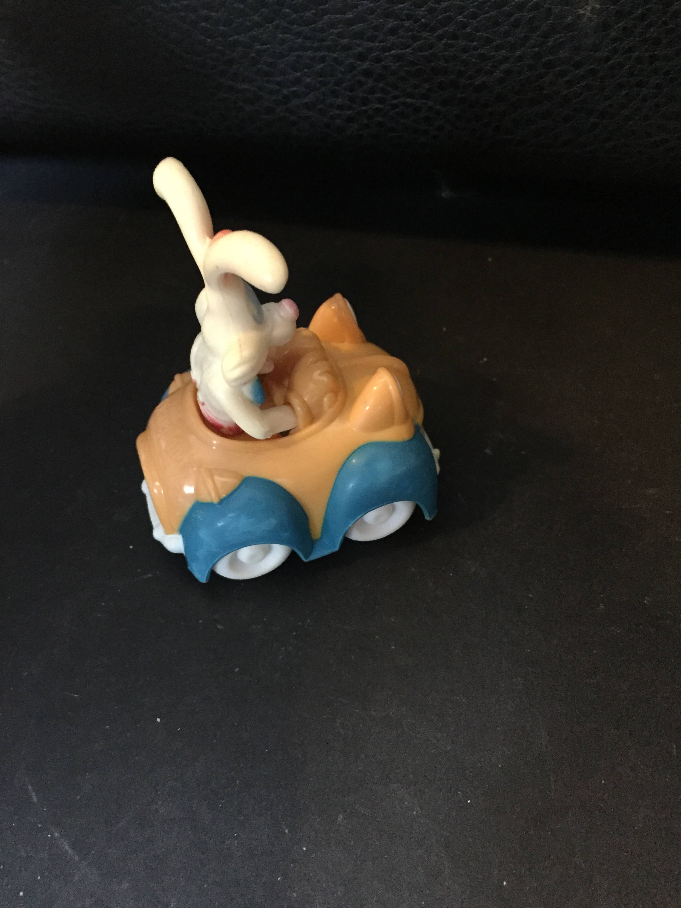 Toys Vintage Who Framed Roger Rabbit Figure in Yellow Car Disneyland ...