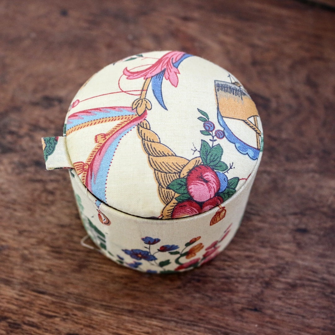 Vintage Paper Box Gift Box Boudoir Paper Box Textile Box Floral Decor ...