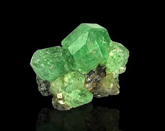 Tsavorite Garnet Crystal - Etsy