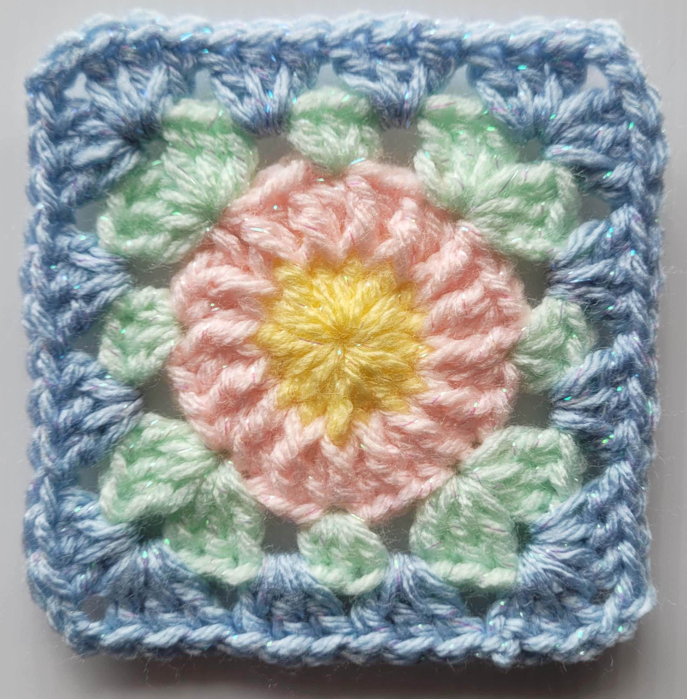 Spring Bloom Granny Square [PDF PATTERN] - Crochet Granny Square Flower ...