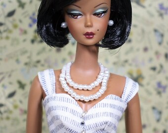 Silkstone Barbie - Etsy
