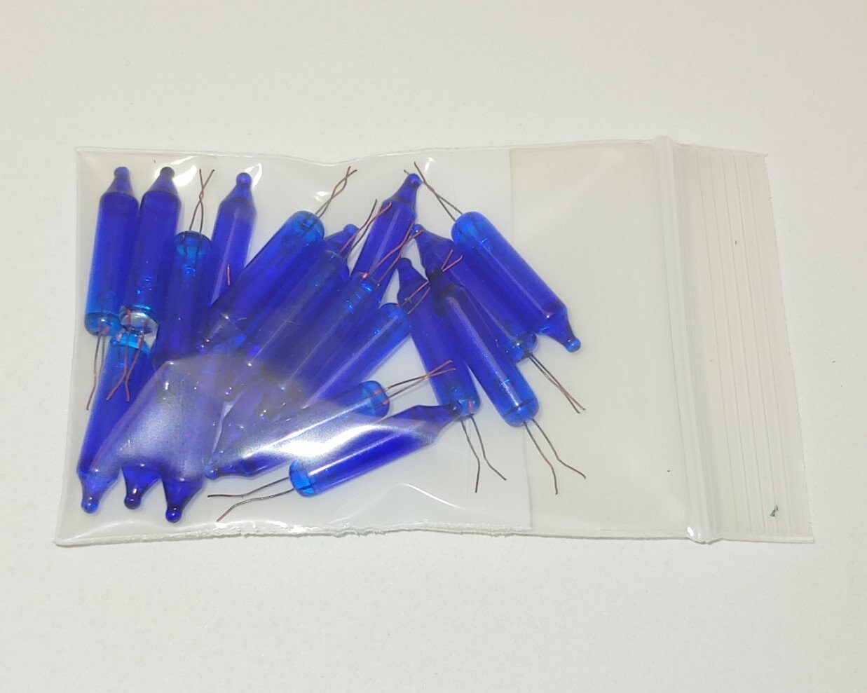 20x Blue Bare Mini Bulbs 2.5 V Volt 0.425 W Watt Christmas Tree Lights ...