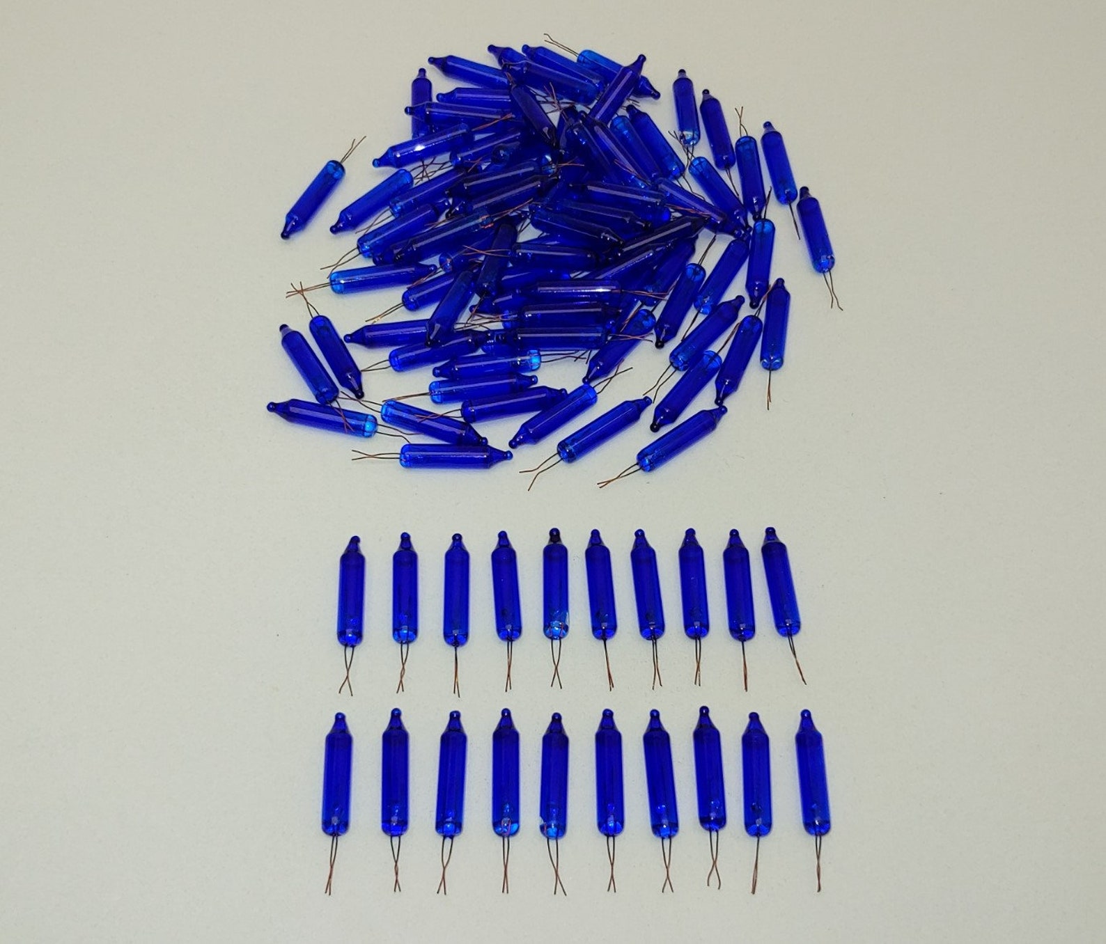 100x Blue Bare Mini Bulbs 2.5 V Volt 0.425 W Watt Christmas Tree Lights ...