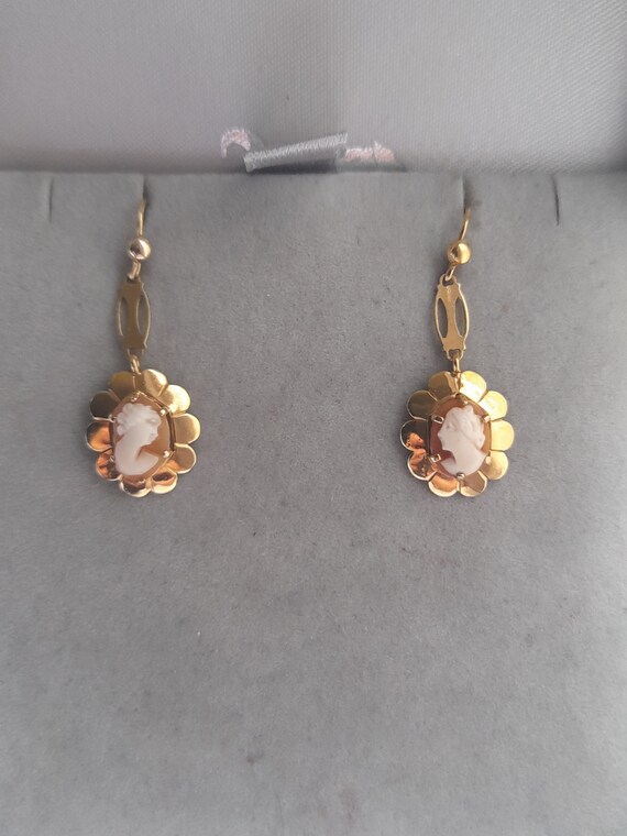 Vintage Chester Hallmarked 9ct Gold Cameo Earrings - Gem