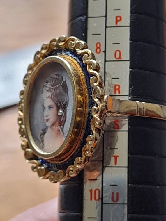 Stunning Antique 18ct Gold Miniature Portrait Ring - Gem