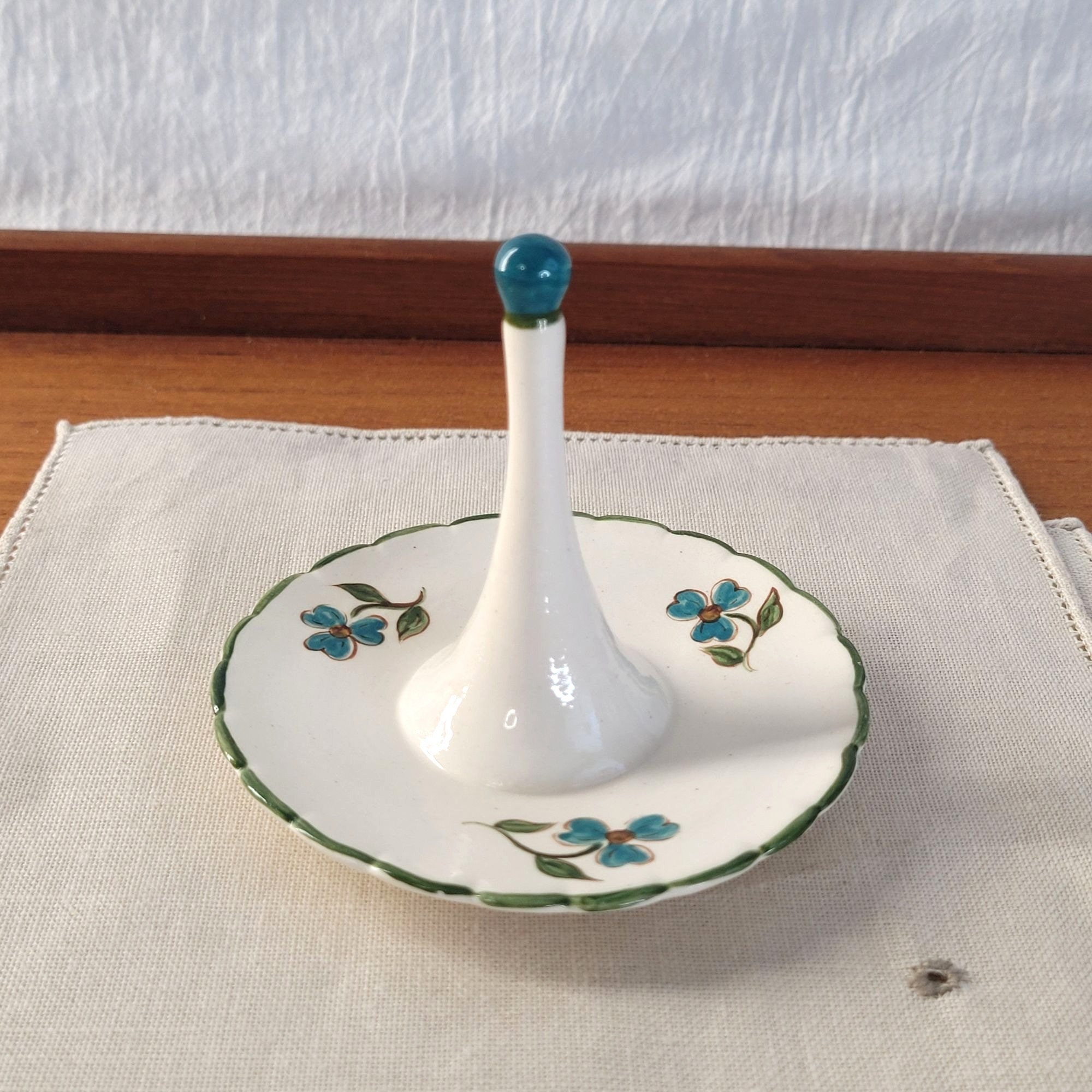 Hand-painted Shamrock Ceramic Jewelry Ring Holder by Ann Riecka - Etsy