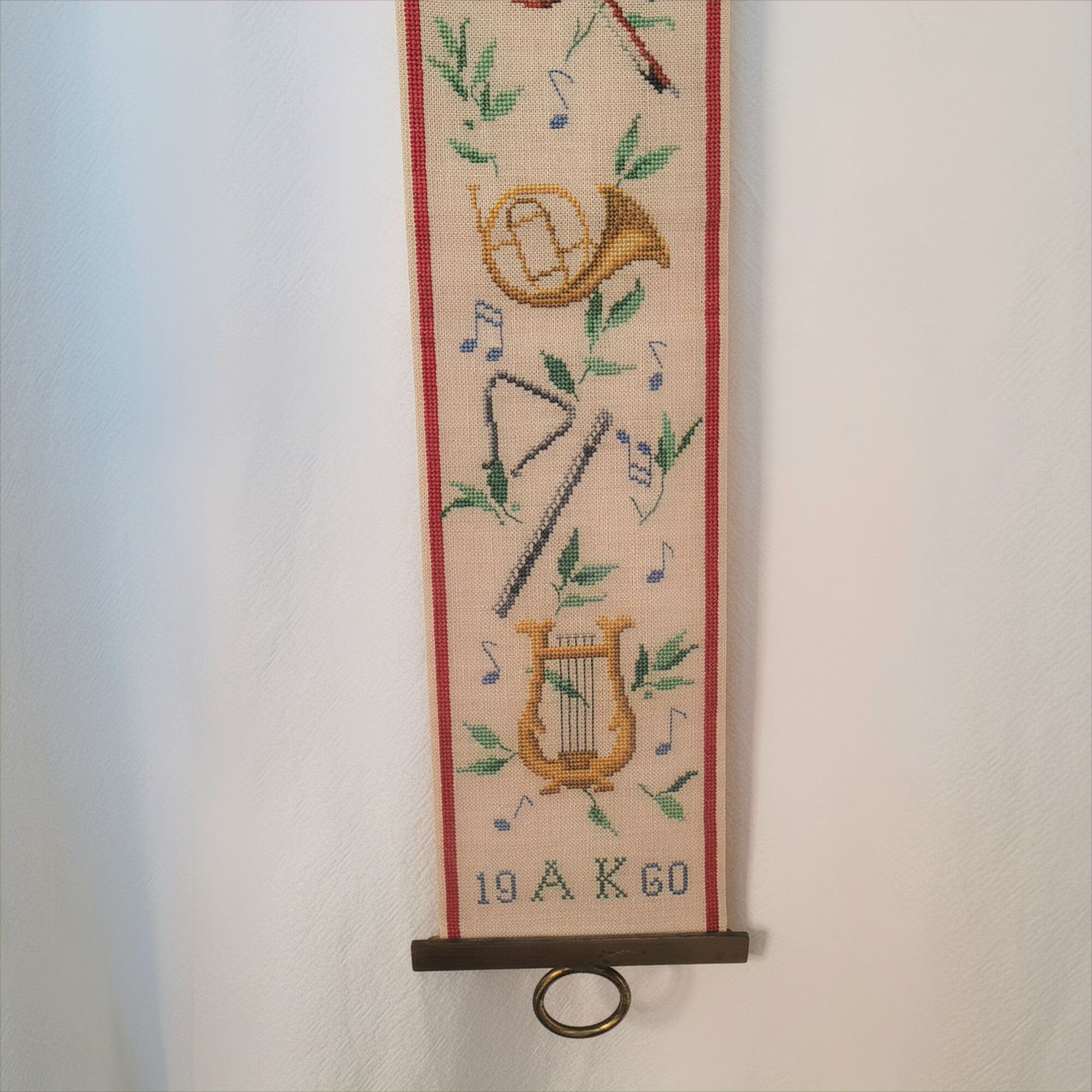 1960's Musical Instruments Cross-stitch Wall Hanging Bell Pull by Dutch ...