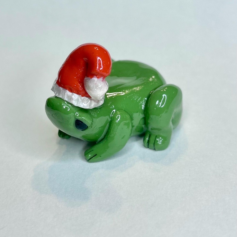 Santa Frog Figurine - Etsy