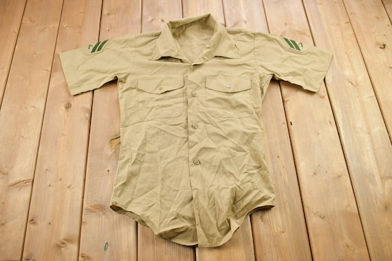 Vintage 1990s Beige Blank Military Button Up Shirt / … - Gem