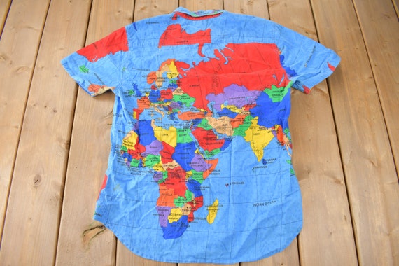 Vintage 1990s Planet Earth Map Graphic All Over Print… - Gem