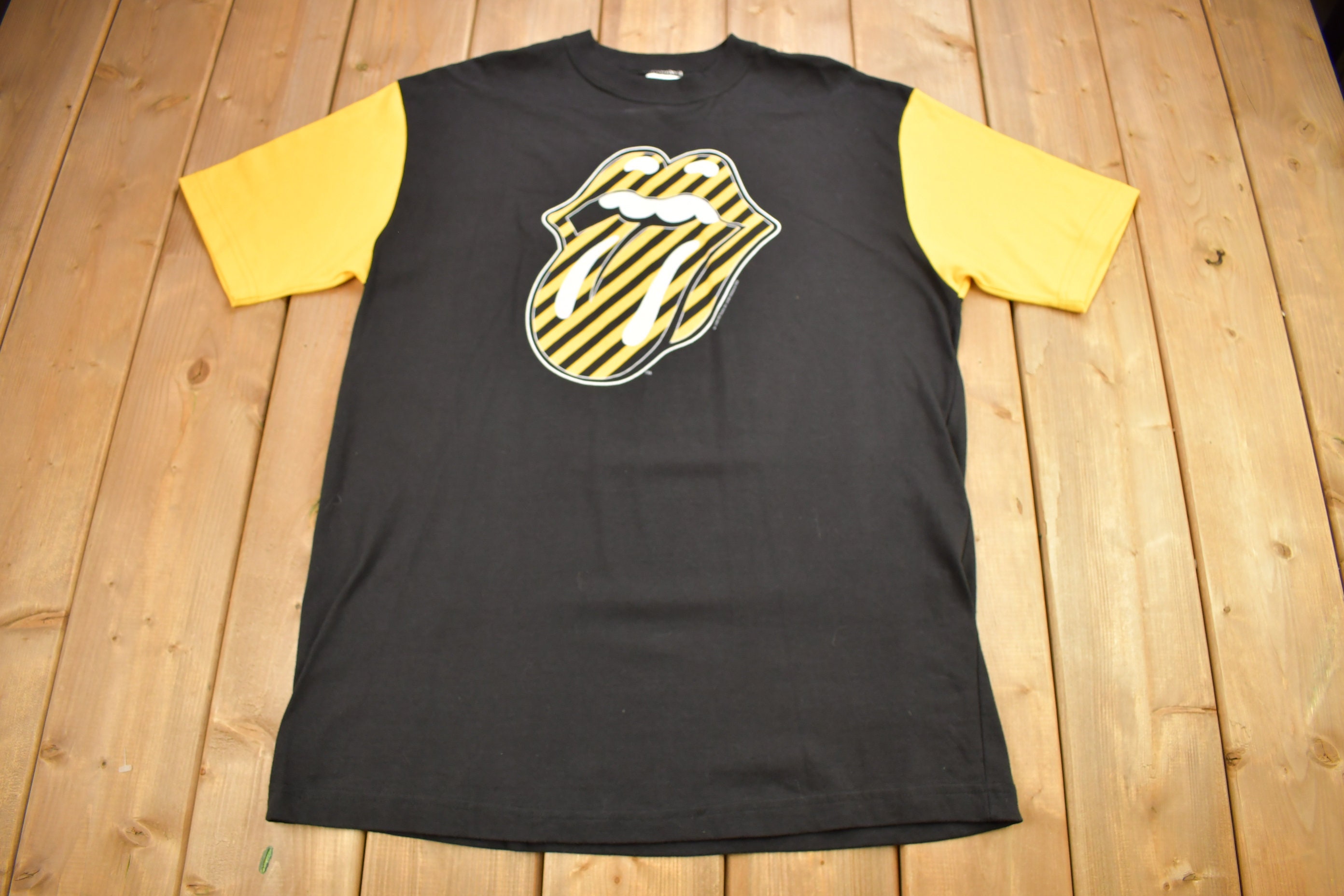 Vintage 1999 the Rolling Stones No Security Tour Band T Vintage 1999 the Rolling Stones No Security Tour Band T