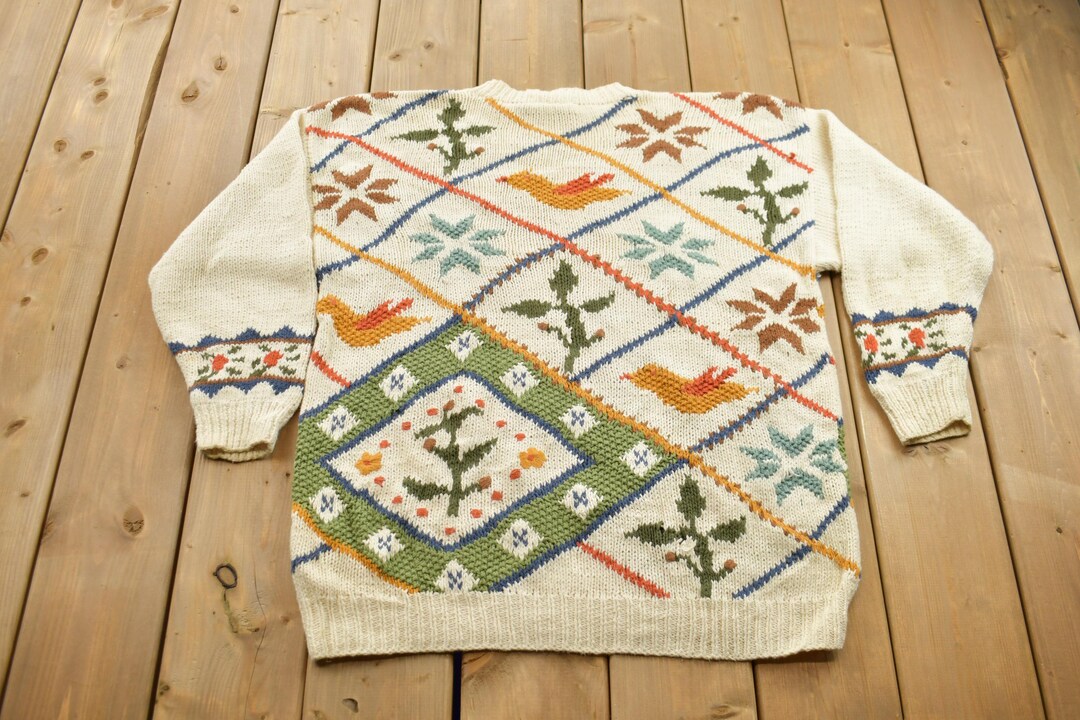 Vintage 1990s Sabree Floral Theme Knit Sweater / Vintage 90s Crewneck ...