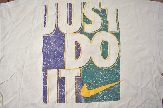 Vintage 1990s Nike Just Do It Graphic Cropped T Shirt… - Gem