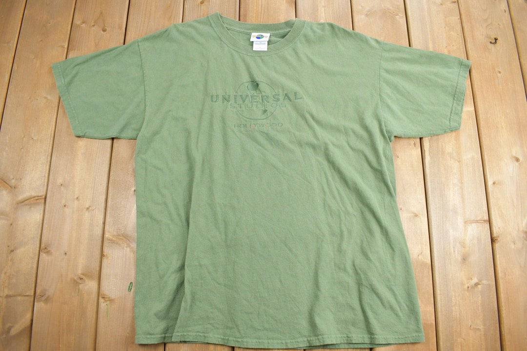 Vintage 1990s Universal Studios Hollywood Embroidered Souvenir T Shirt ...
