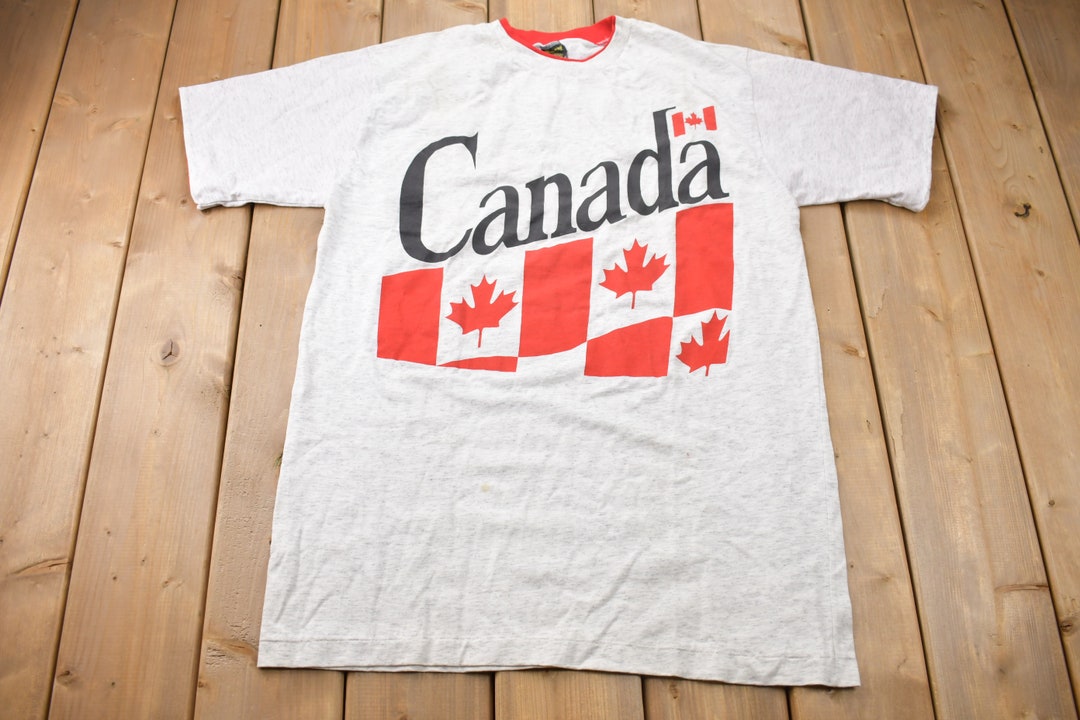 Vintage 1990s Canada Multiple Flags Graphic T-shirt / Graphic / 90s ...