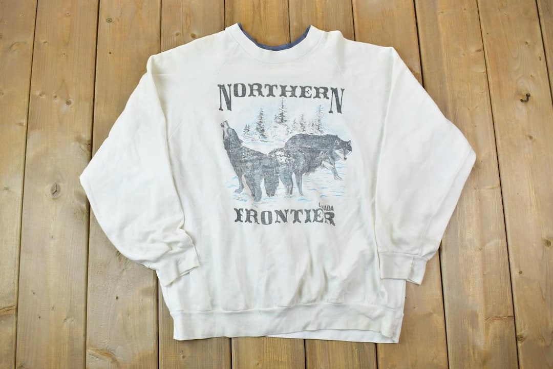 Vintage 1980s Northern Frontier Canada Two Wolves Crewneck / Souvenir ...