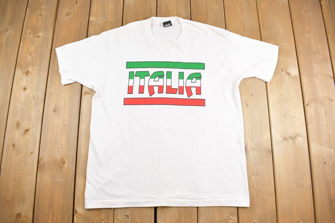 Vintage 1990s Italia Graphic T-shirt / Graphic / 80s / 90s Italy ...