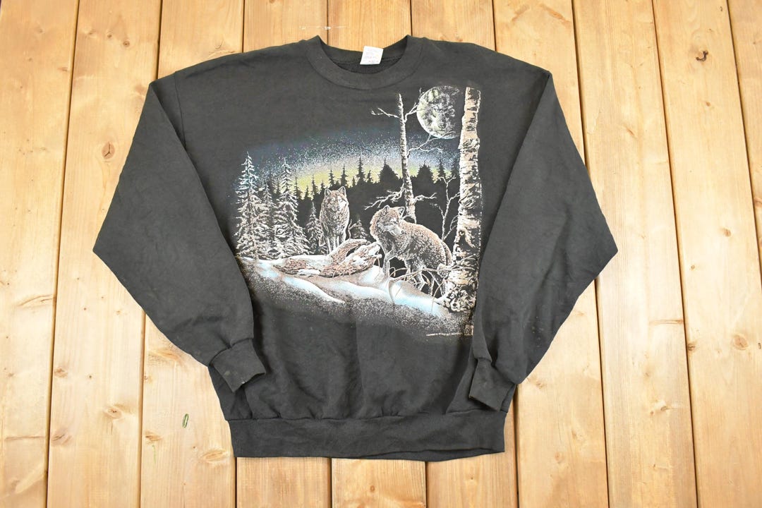 Vintage 1990s Hidden Wolves Outdoorsman Graphic Print Crewneck ...