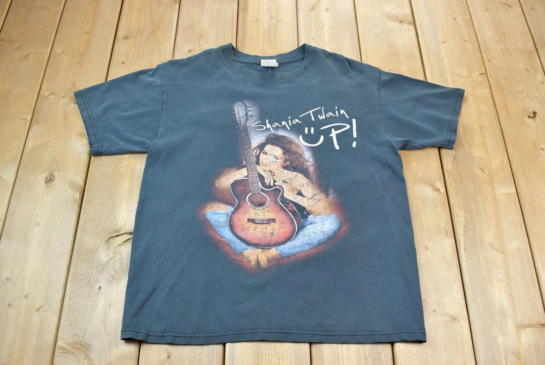 Vintage 1990s Shania Twain Country T Shirt / 90s T Shirt / Size M ...
