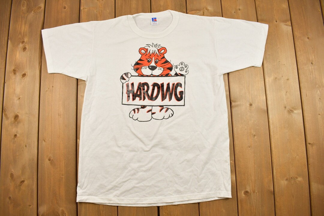 Vintage 1990s Harding University Collegiate Mascot T-shirt / NCAA Tee ...