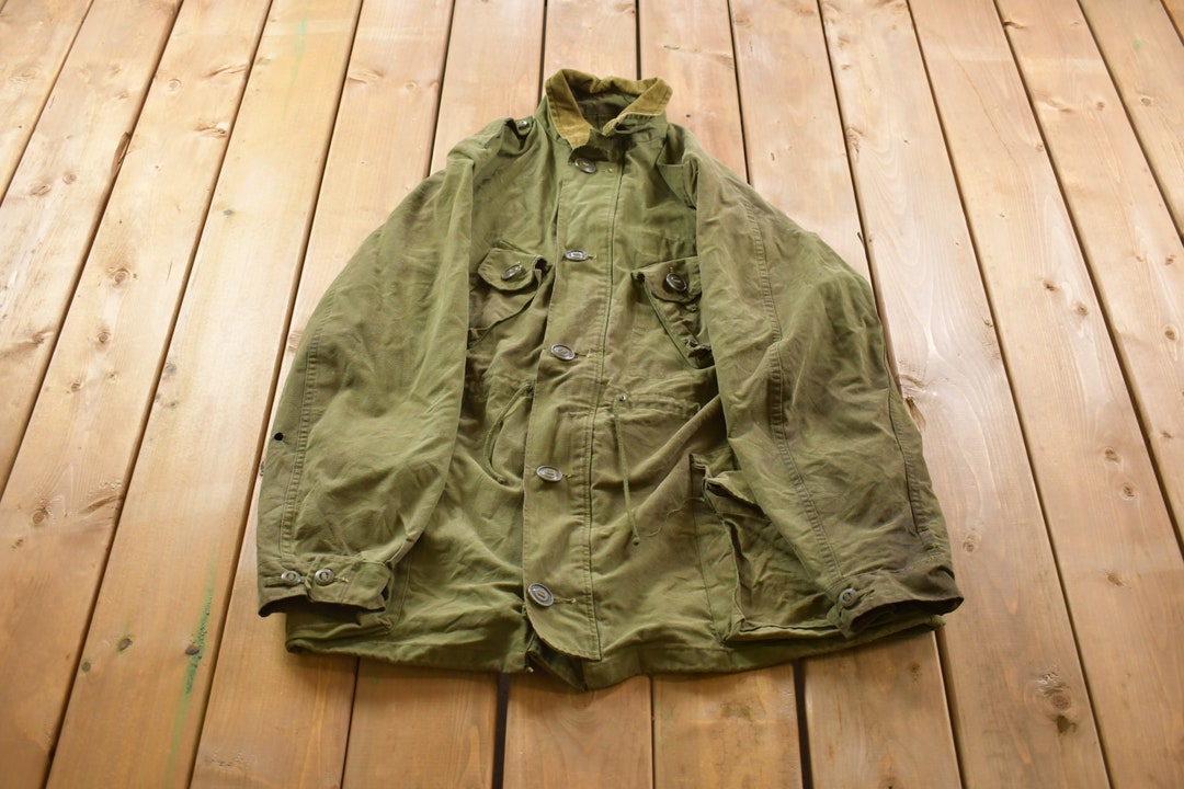 Vintage 1995 Military Heavyweight Combat Coat Coat / Button up Jacket ...