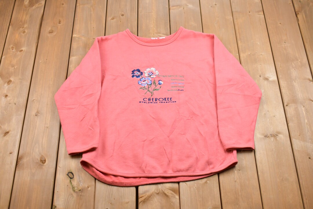 Vintage 1990s Cherokee Worldwide Tradition Floral Crewneck Sweatshirt ...