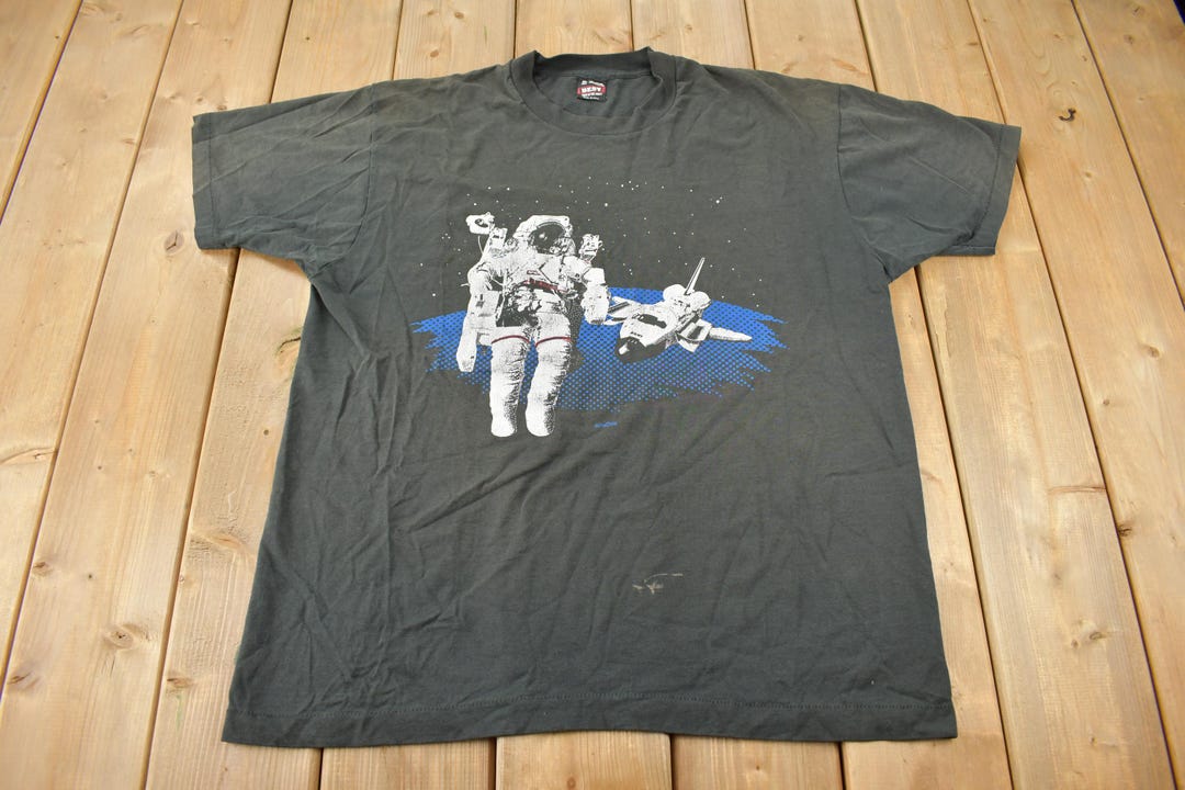 Vintage 19988 Astronaut Space Ship Single Stitch Graphic T-shirt Made ...