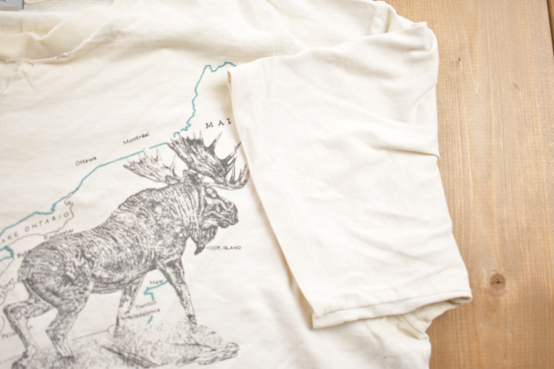 Vintage 1990s American Outback Apparel USA Map Animals Graphic T-shirt ...