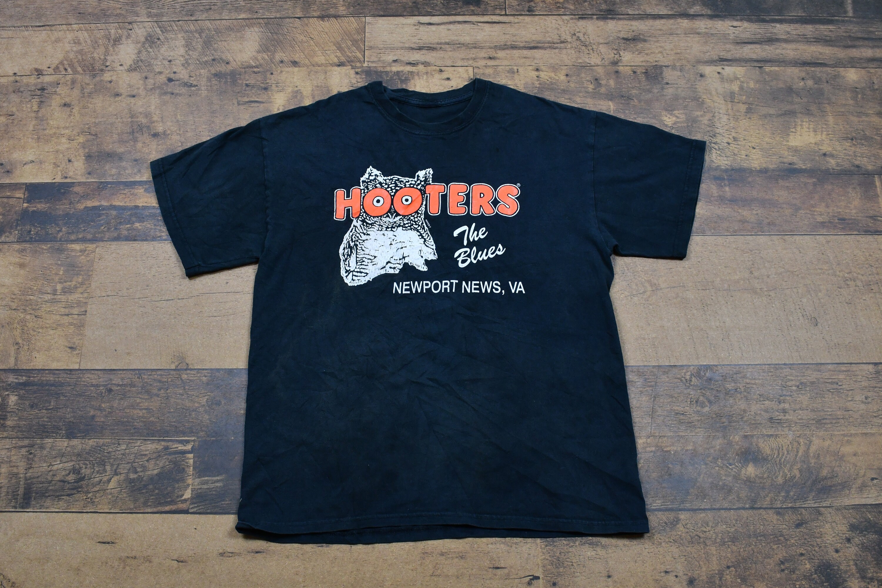 Old Hooters Costume for sale| 70 ads