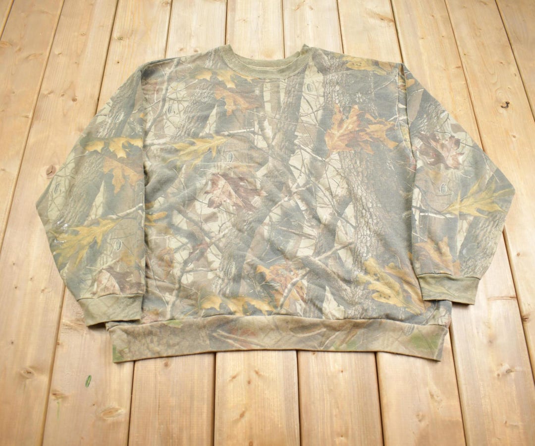 Vintage 1990s Outdoor Outfitter Forest Camouflage Crewneck Sweatshirt ...