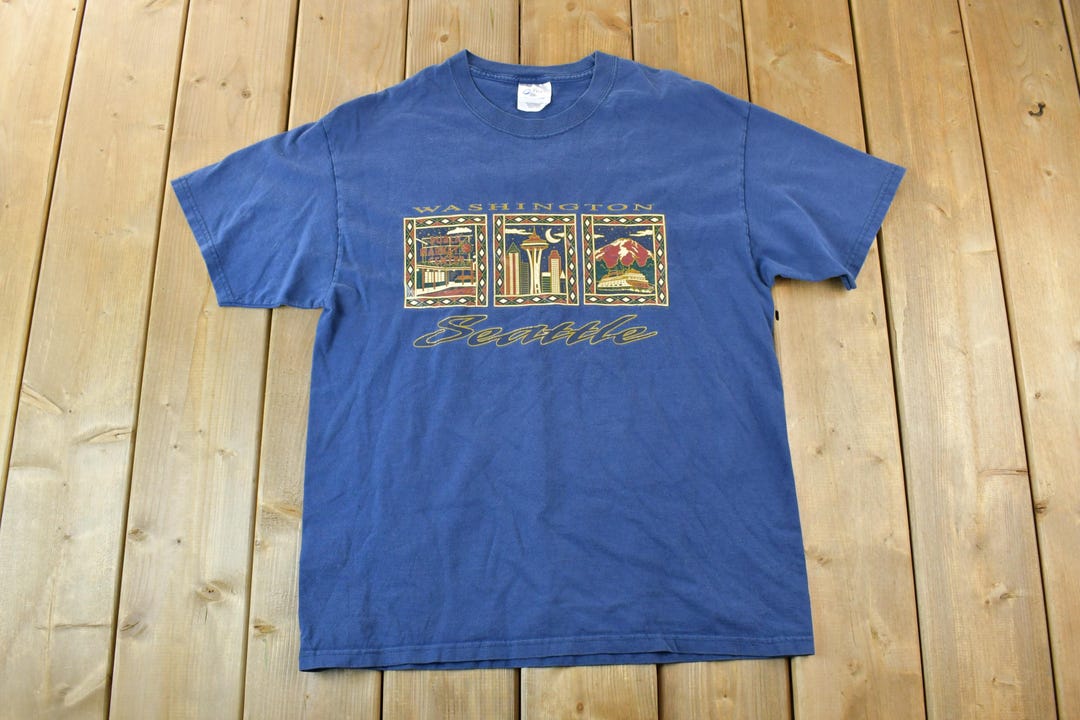 Vintage 1990s Seattle Washington Souvenir T-shirt / Vintage Streetwear ...