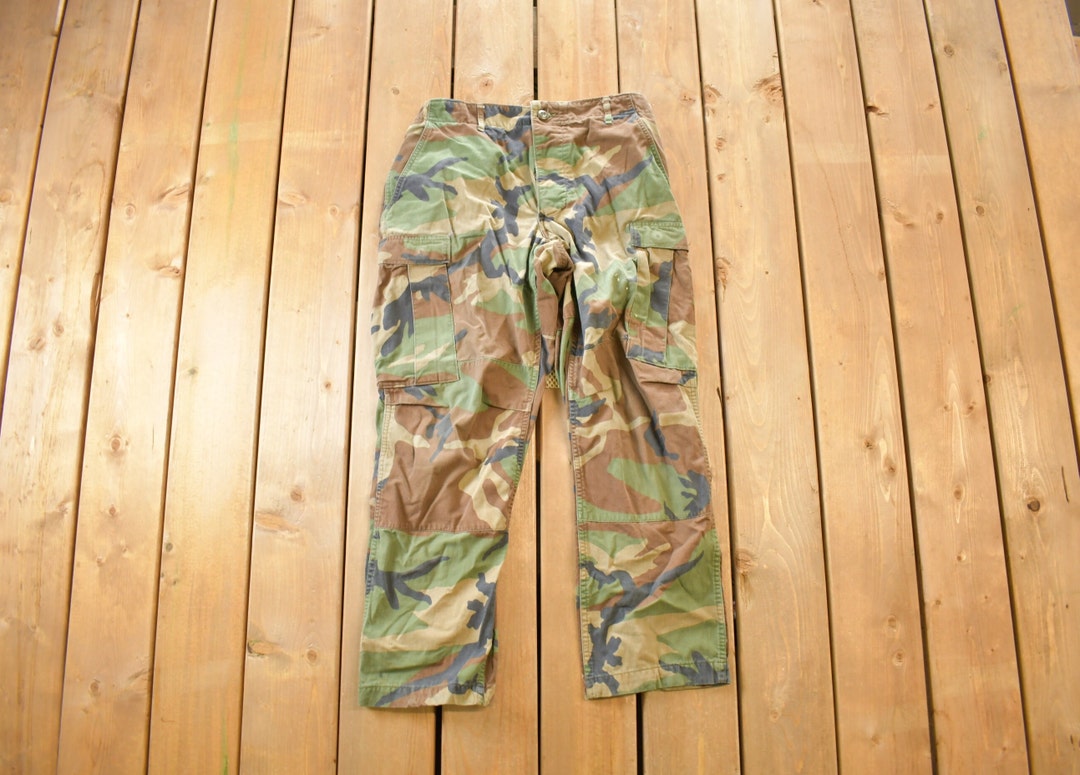 Vintage 1990s Army Camouflage Cargo Pants Size 30x32 / Streetwear ...