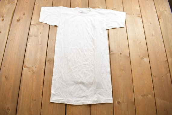 Vintage 1990s Form Fitting Blank T Shirt / Vintage T Shirt / - Etsy