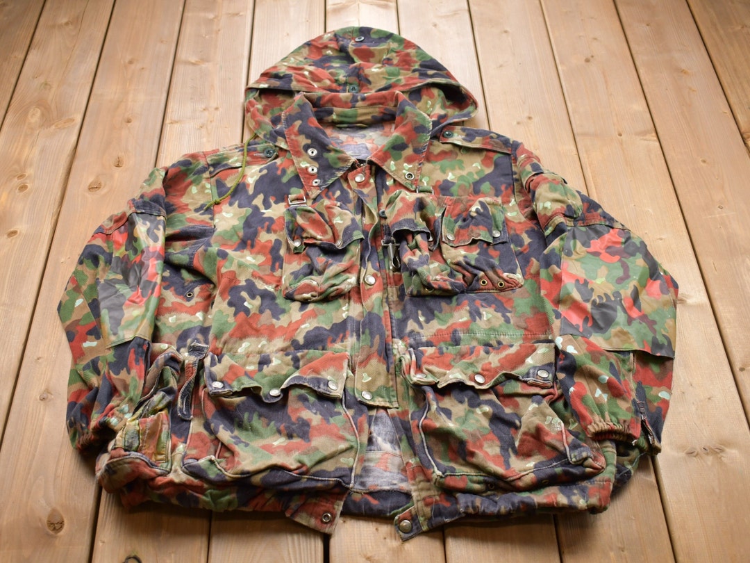Vintage 1990s Alpenflage Camo Canvas Hooded Jacket / Camo Work Jacket ...
