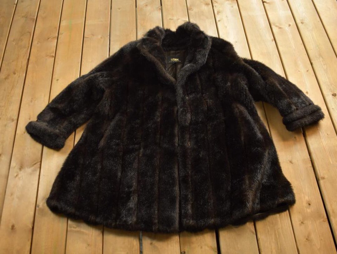 Vintage 1980s Utex Fur Coat / Winter Outerwear / Streetwear / Full ...