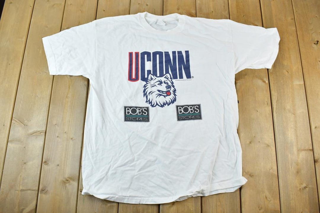 Vintage 1990s UCONN University Collegiate T-shirt / NCAA Tee ...