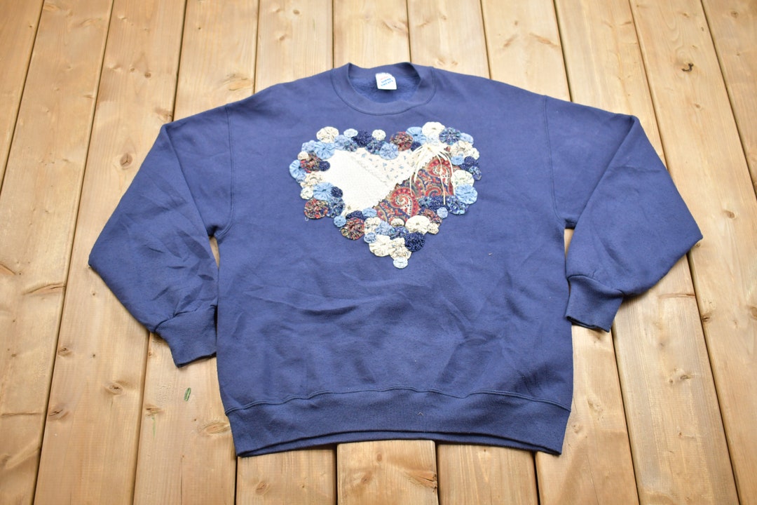Vintage 1990s Heart Theme 3D Graphic Crewneck Sweater / 90s Crewneck ...