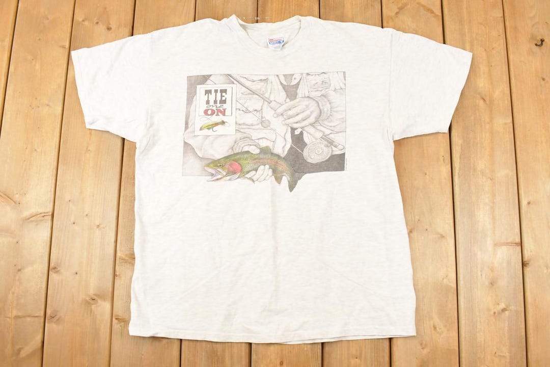 Vintage 1990s Tie One on Souvenir Fishing T-shirt Men's L / Fish ...