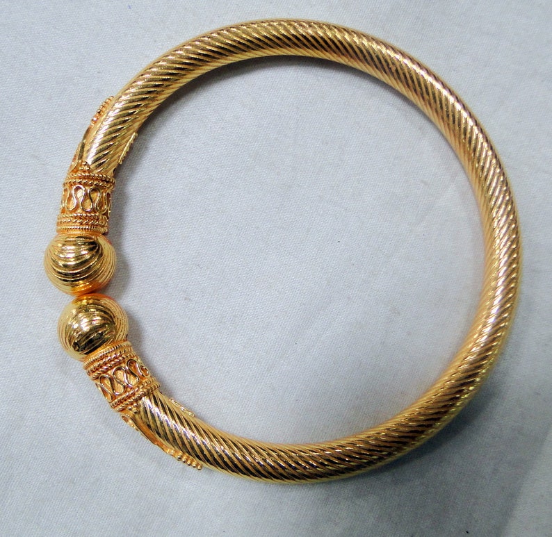 22K Yellow Gold Bangles Pair ,available in All Sizes - Etsy