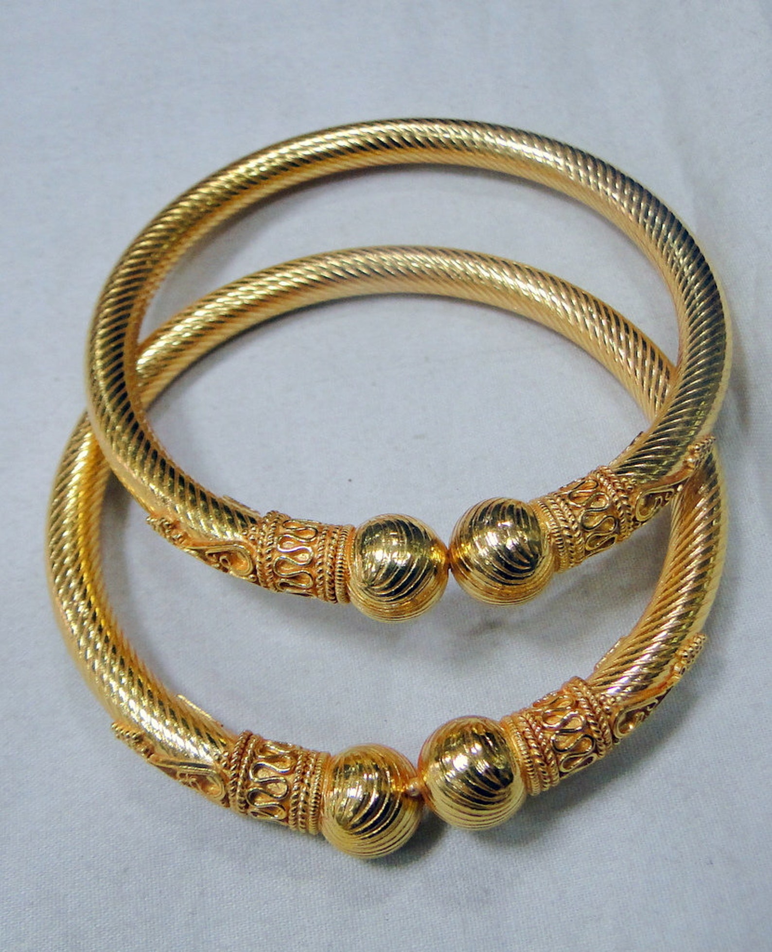 22K Yellow Gold Bangles Pair ,available in All Sizes - Etsy