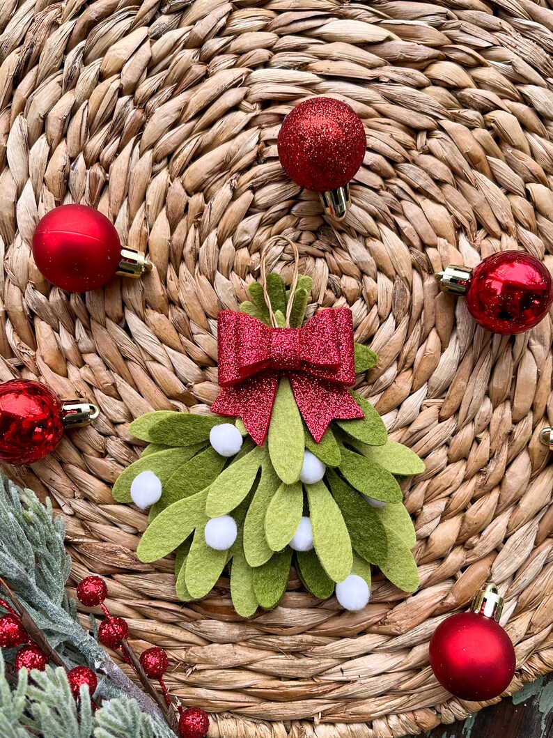 Felt Mistletoe • Handmade Mistletoe • Mistletoe With Bow • Hanging ...