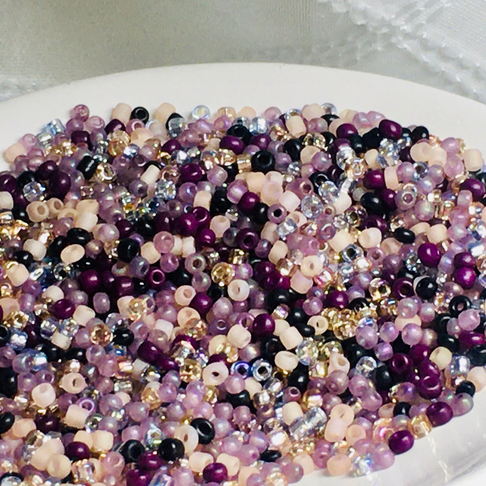 Tiny Beads Bead Soup. Seed Beads 25 Gram Lot 1.8 Mm Vintage Stock Pinks ...