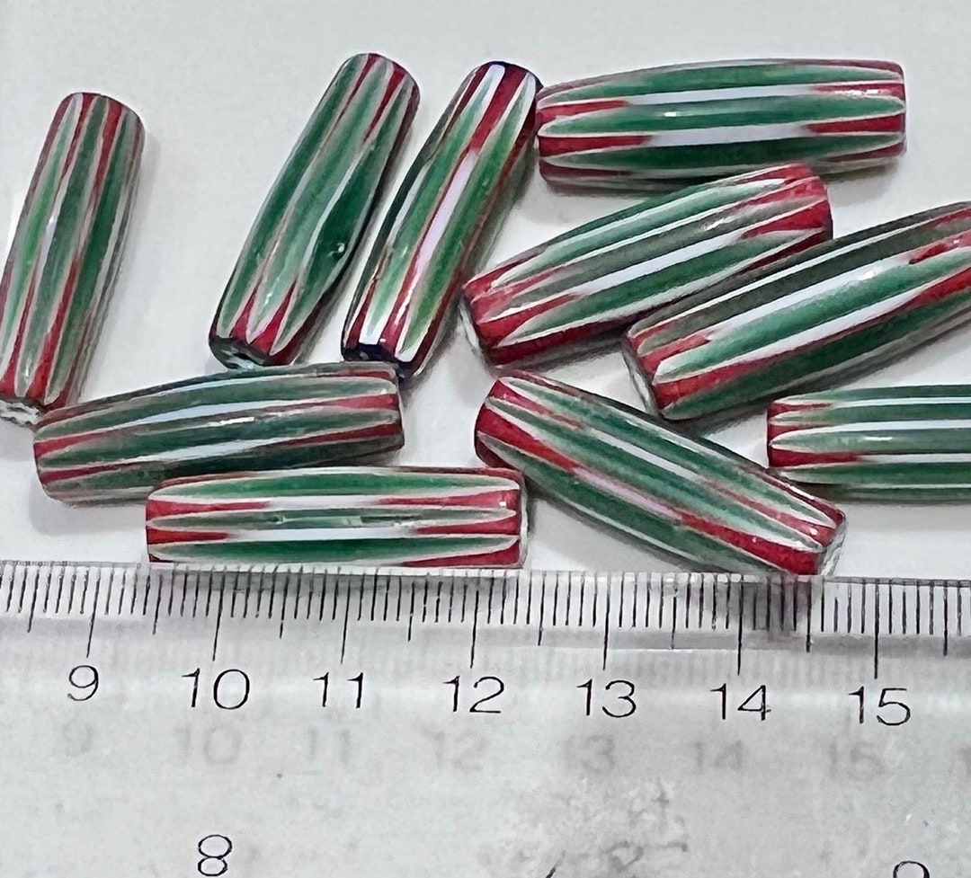 Long Chevron Beads. Red Green White Lot of 10, 10mm X 30mm (B40.10) - Etsy